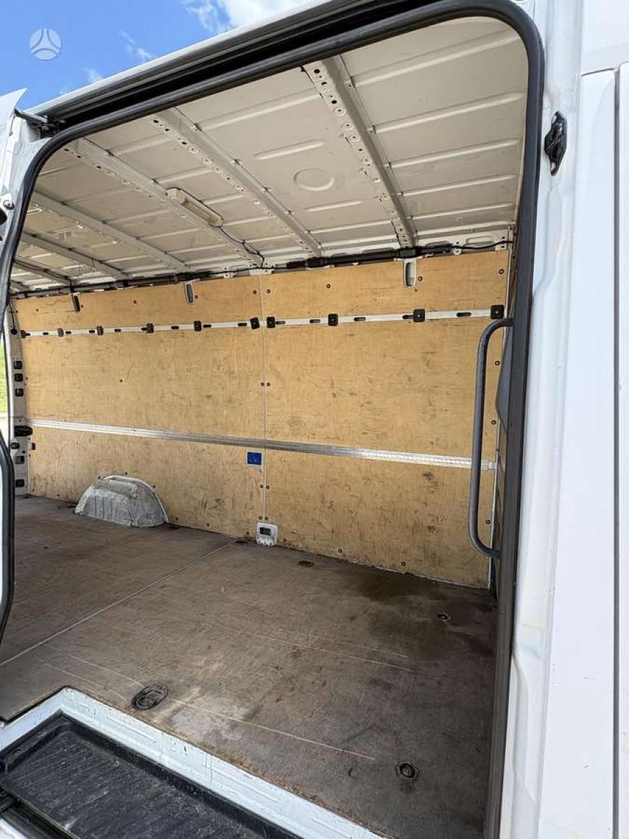 Balts Mercedes-Benz Sprinter 2016 Viļņa, ar dzinēja tilpumu 2.20 L un nobraukumu 313 tūkst. km par 7999 €, foto 19 vietnē AUTOMOTO.COM.LV