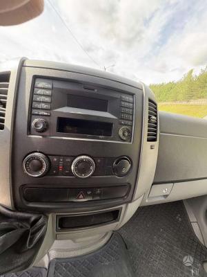 Balts Mercedes-Benz Sprinter 2016 Viļņa, ar dzinēja tilpumu 3.00 L un nobraukumu 292 tūkst. km par 9300 €, foto 13 vietnē AUTOMOTO.COM.LV