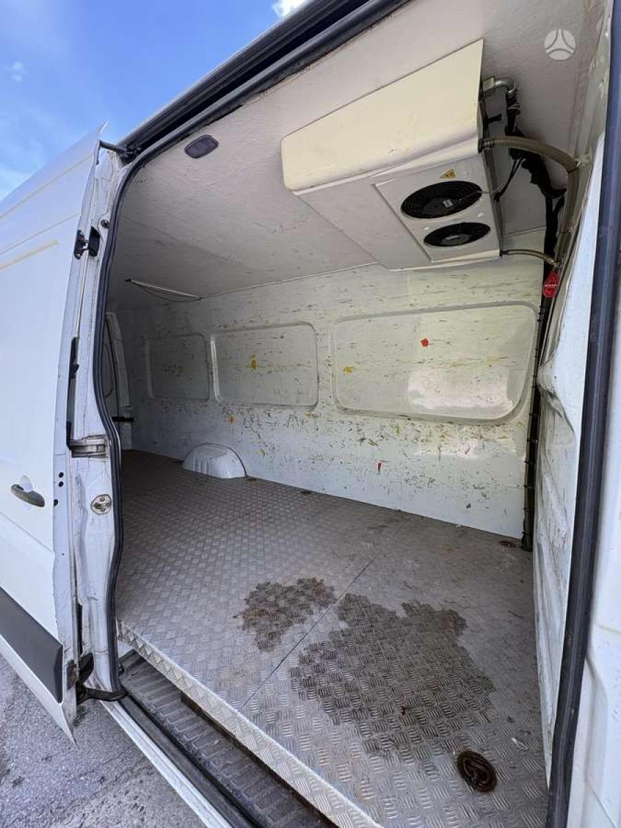 Balts Mercedes-Benz Sprinter 2016 Viļņa, ar dzinēja tilpumu 3.00 L un nobraukumu 292 tūkst. km par 9300 €, foto 17 vietnē AUTOMOTO.COM.LV
