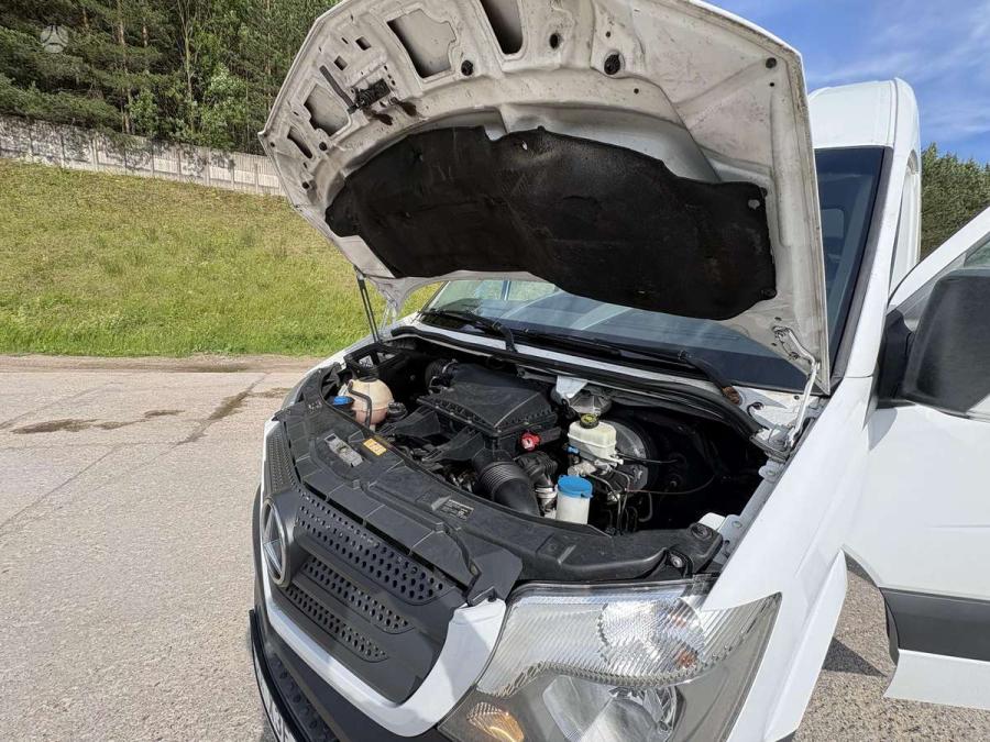 Balts Mercedes-Benz Sprinter 2016 Viļņa, ar dzinēja tilpumu 3.00 L un nobraukumu 292 tūkst. km par 9300 €, foto 22 vietnē AUTOMOTO.COM.LV
