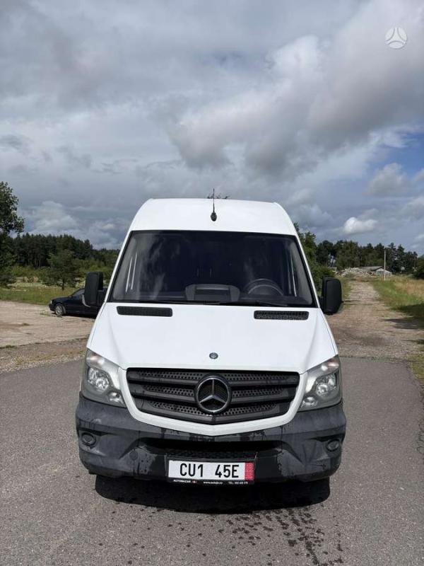 White Mercedes-Benz Sprinter 2016 in Vilnius, with an engine capacity of 2.20 L and mileage of 313 thousand km for 7900 €, photo 3 on AUTOMOTO.COM.LV