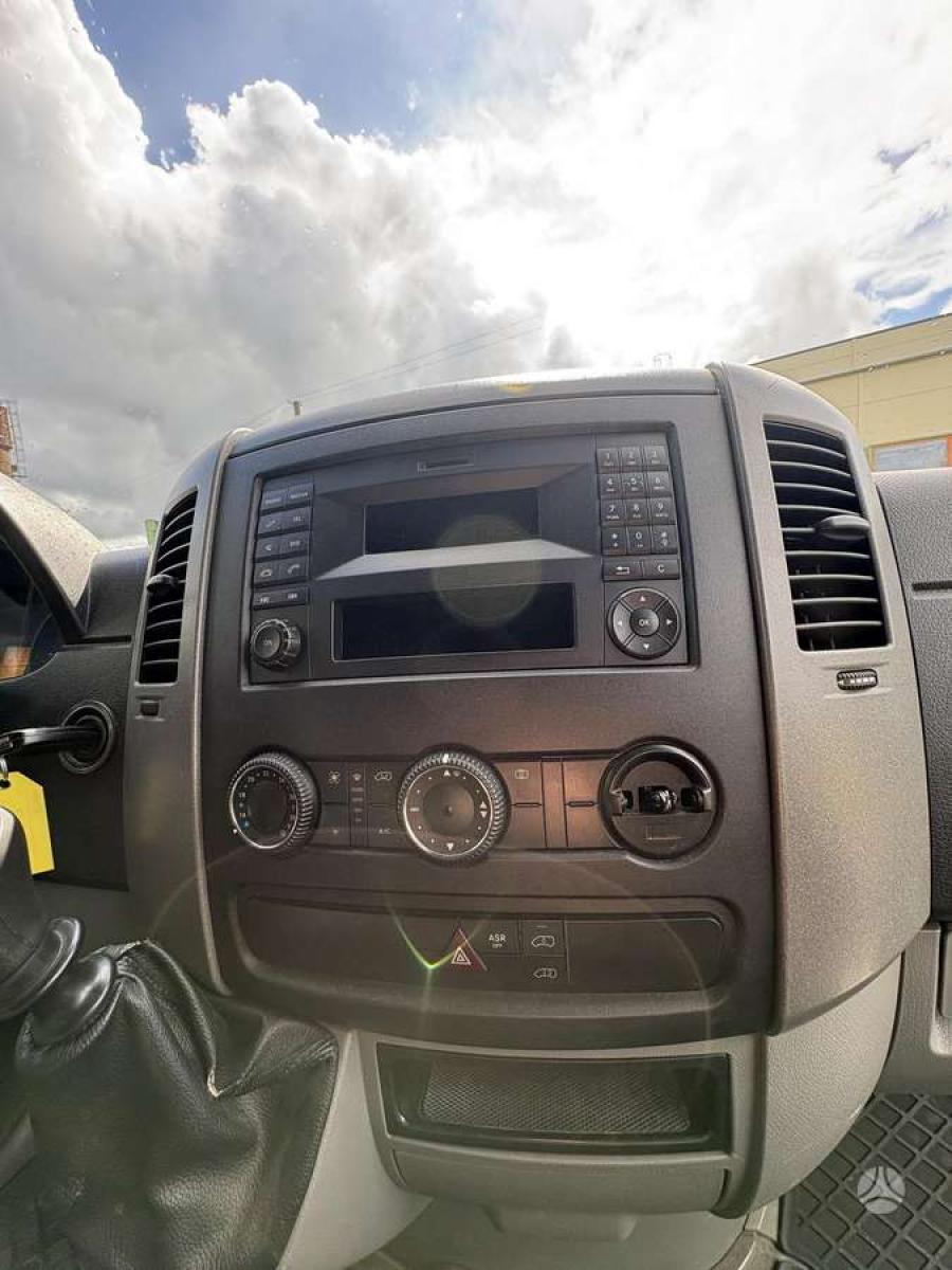 Balts Mercedes-Benz Sprinter 2016 Viļņa, ar dzinēja tilpumu 2.20 L un nobraukumu 313 tūkst. km par 7900 €, foto 14 vietnē AUTOMOTO.COM.LV
