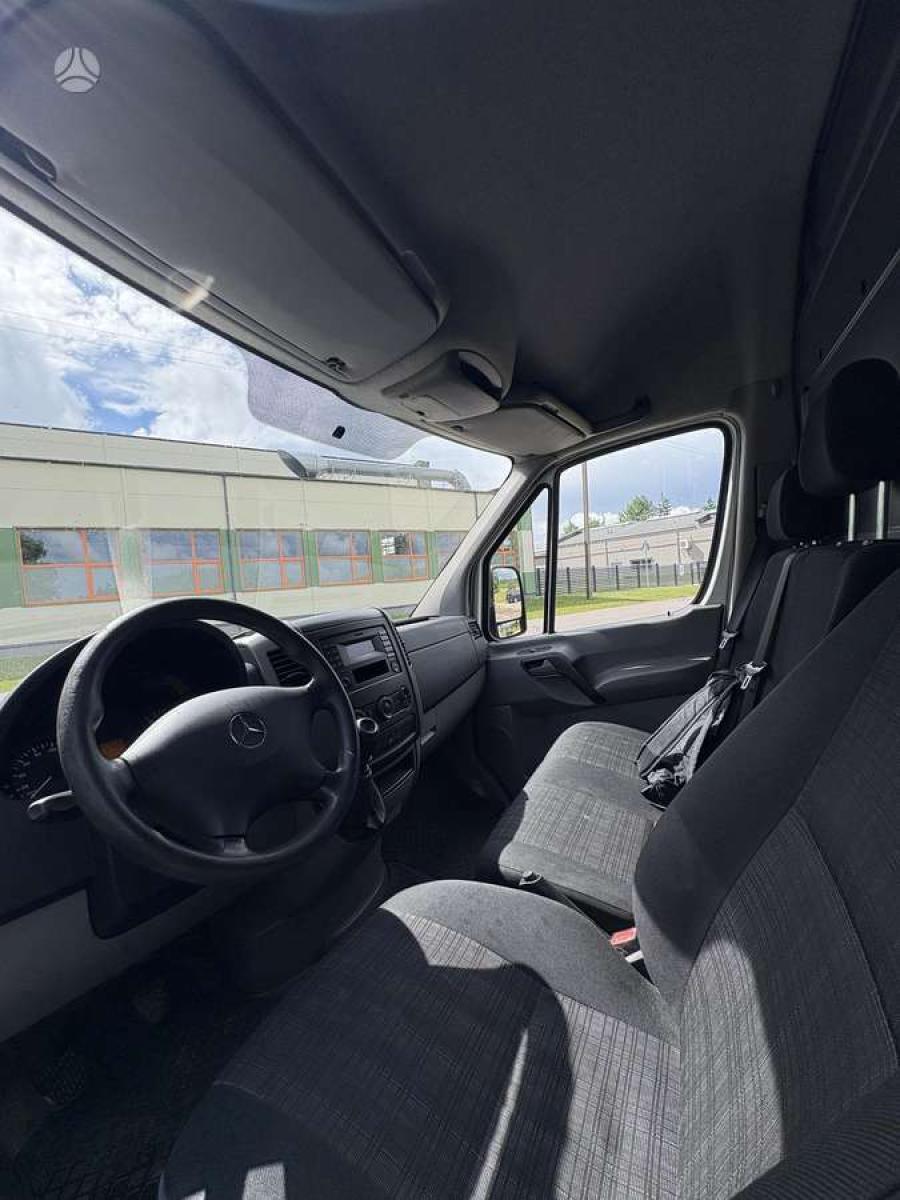 Balts Mercedes-Benz Sprinter 2016 Viļņa, ar dzinēja tilpumu 2.20 L un nobraukumu 313 tūkst. km par 7900 €, foto 15 vietnē AUTOMOTO.COM.LV