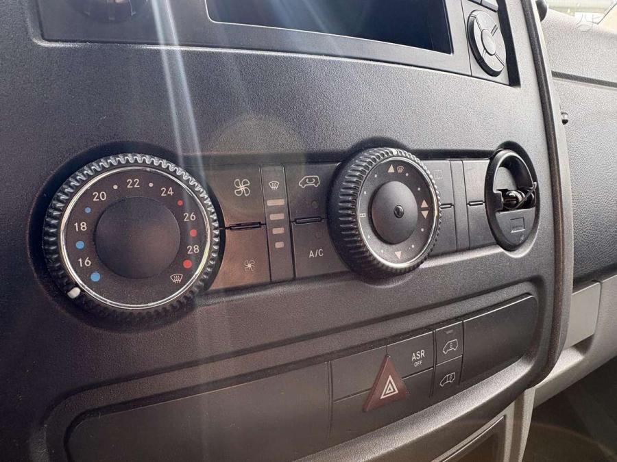 Balts Mercedes-Benz Sprinter 2016 Viļņa, ar dzinēja tilpumu 2.20 L un nobraukumu 313 tūkst. km par 7900 €, foto 17 vietnē AUTOMOTO.COM.LV