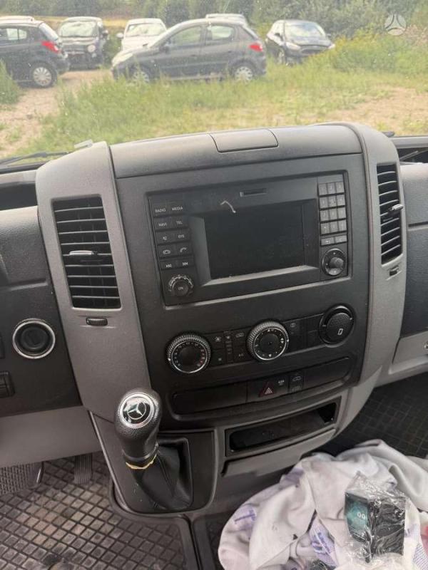 Balts Mercedes-Benz Sprinter 2016 Tauragė, ar dzinēja tilpumu 0.00 L un nobraukumu 280 tūkst. km par 9300 €, foto 8 vietnē AUTOMOTO.COM.LV