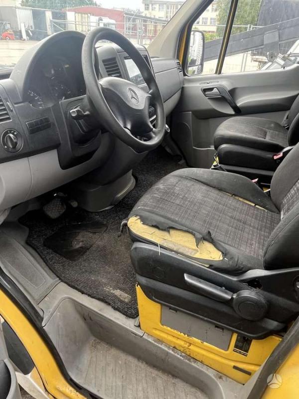 Balts Mercedes-Benz Sprinter 2016 Kauņa, ar dzinēja tilpumu 2.14 L un nobraukumu 391 tūkst. km par 3800 €, foto 8 vietnē AUTOMOTO.COM.LV