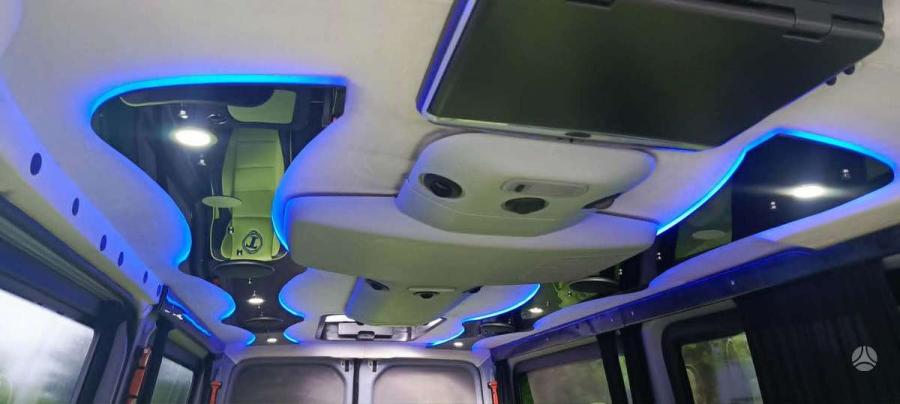 White Mercedes-Benz Sprinter 2016 in Plunge, with an engine capacity of 2.99 L and mileage of 583 thousand km for 19999 €, photo 15 on AUTOMOTO.COM.LV