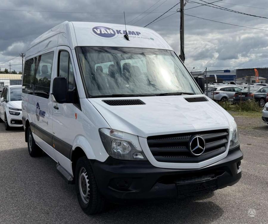 White Mercedes-Benz Sprinter 2016 in Kaunas, with an engine capacity of 2.14 L and mileage of 168 thousand km for 10900 €, photo 3 on AUTOMOTO.COM.LV