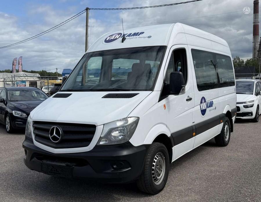 White Mercedes-Benz Sprinter 2016 in Kaunas, with an engine capacity of 2.14 L and mileage of 168 thousand km for 10900 €, photo 4 on AUTOMOTO.COM.LV