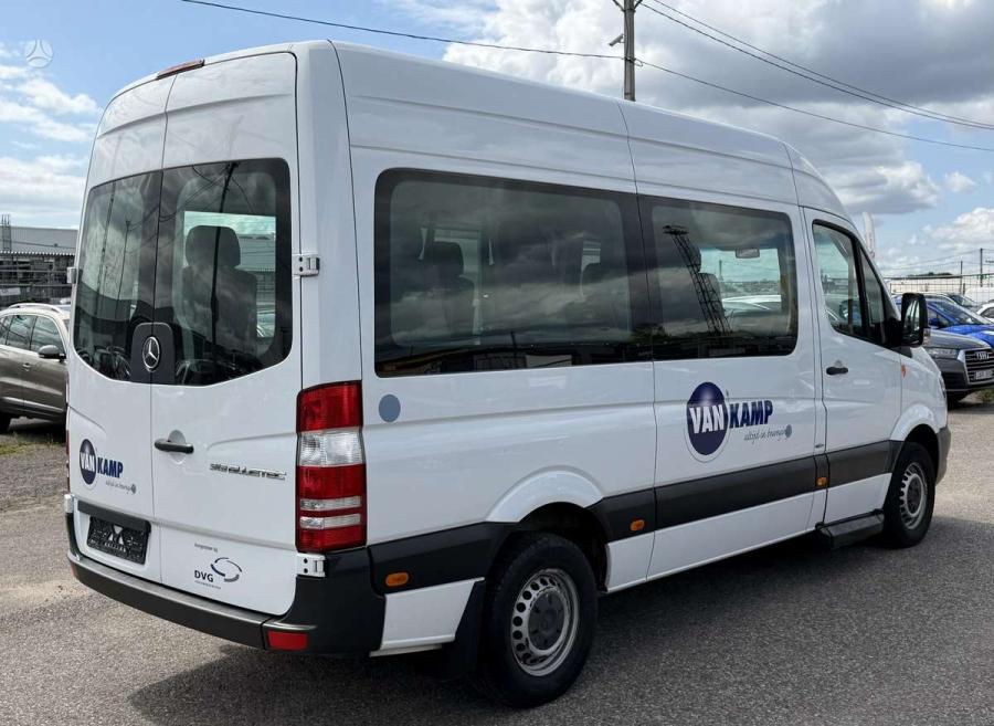 White Mercedes-Benz Sprinter 2016 in Kaunas, with an engine capacity of 2.14 L and mileage of 168 thousand km for 10900 €, photo 6 on AUTOMOTO.COM.LV
