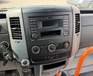 White Mercedes-Benz Sprinter 2016 in Kaunas, with an engine capacity of 2.14 L and mileage of 168 thousand km for 10900 €, photo 15 on AUTOMOTO.COM.LV