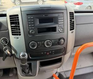 White Mercedes-Benz Sprinter 2016 in Kaunas, with an engine capacity of 2.14 L and mileage of 168 thousand km for 10900 €, photo 16 on AUTOMOTO.COM.LV