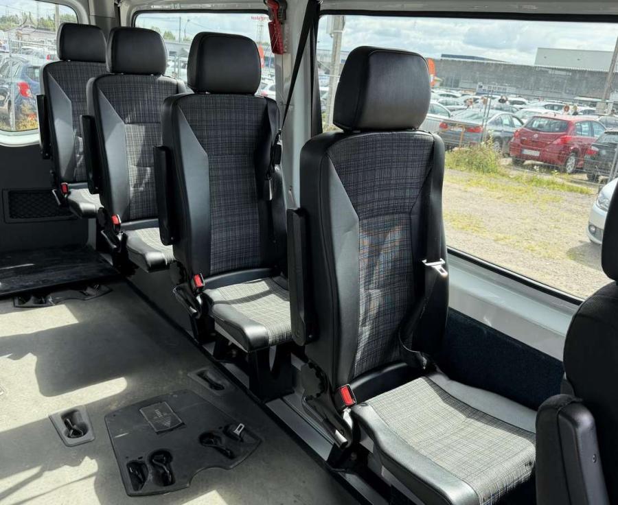 White Mercedes-Benz Sprinter 2016 in Kaunas, with an engine capacity of 2.14 L and mileage of 168 thousand km for 10900 €, photo 24 on AUTOMOTO.COM.LV