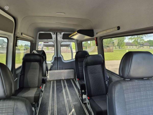 White Mercedes-Benz Sprinter 2016 in Taurage, with an engine capacity of 2.14 L and mileage of 320 thousand km for 8400 €, photo 9 on AUTOMOTO.COM.LV