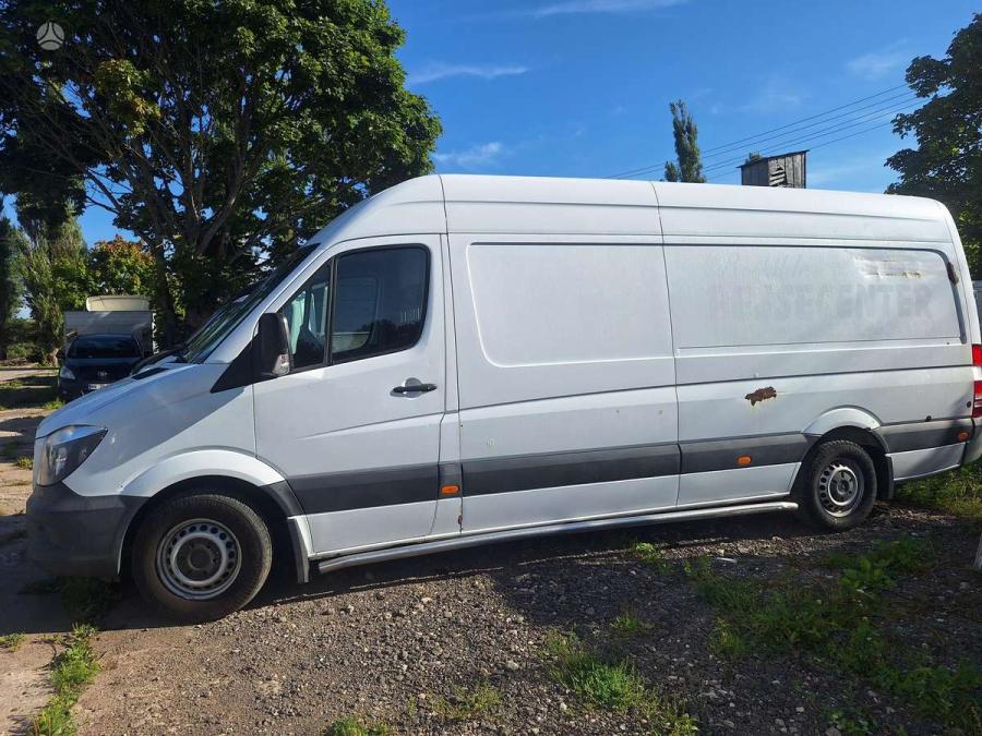 Balts Mercedes-Benz Sprinter 2016 Tauragė, ar dzinēja tilpumu 2.10 L un nobraukumu 295 tūkst. km par 6700 €, foto 1 vietnē AUTOMOTO.COM.LV