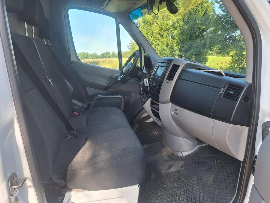 Balts Mercedes-Benz Sprinter 2016 Tauragė, ar dzinēja tilpumu 2.10 L un nobraukumu 295 tūkst. km par 6700 €, foto 8 vietnē AUTOMOTO.COM.LV