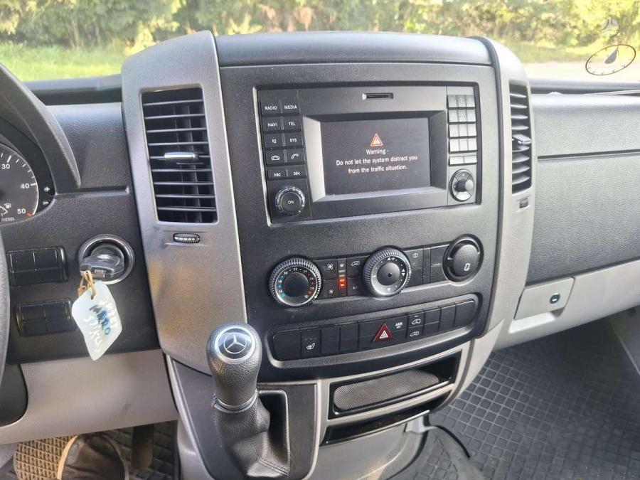 Balts Mercedes-Benz Sprinter 2016 Tauragė, ar dzinēja tilpumu 2.10 L un nobraukumu 295 tūkst. km par 6700 €, foto 11 vietnē AUTOMOTO.COM.LV