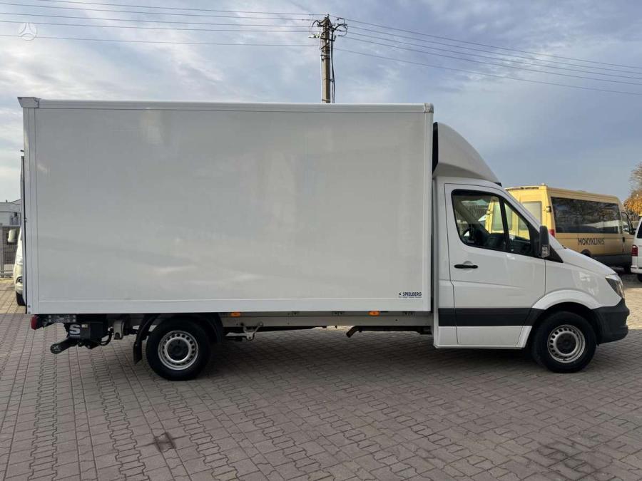 Balts Mercedes-Benz Sprinter 2017 Marijampole, ar dzinēja tilpumu 2.14 L un nobraukumu 318 tūkst. km par 10700 €, foto 5 vietnē AUTOMOTO.COM.LV