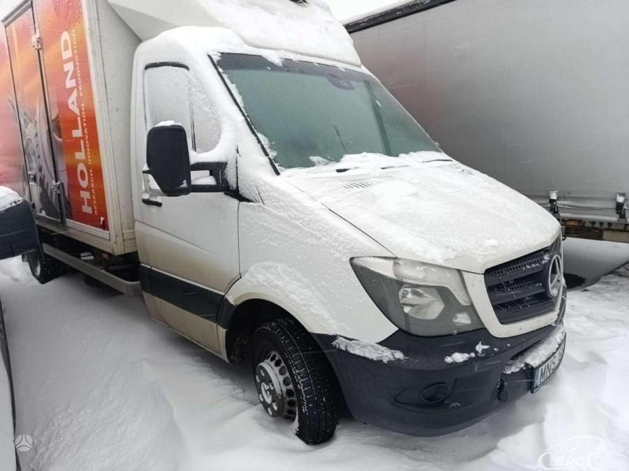 Balts Mercedes-Benz Sprinter 2017 Viļņa, ar dzinēja tilpumu 2.14 L un nobraukumu 304 tūkst. km par 10000 €, foto 3 vietnē AUTOMOTO.COM.LV