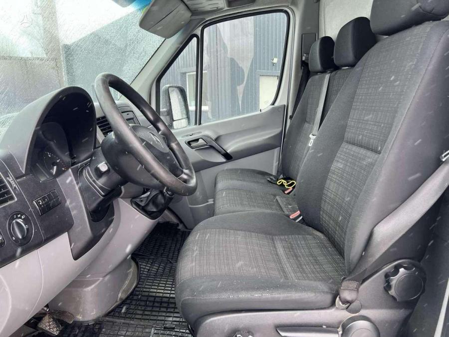 Balts Mercedes-Benz Sprinter 2017 Viļņa, ar dzinēja tilpumu 2.14 L un nobraukumu 379 tūkst. km par 13500 €, foto 10 vietnē AUTOMOTO.COM.LV