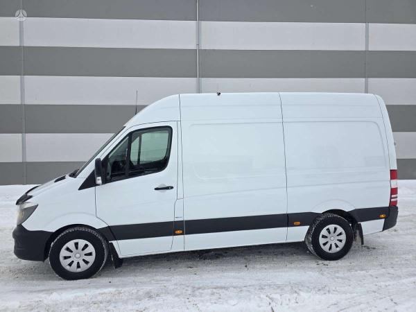 White Mercedes-Benz Sprinter 2017 in Siauliai, with an engine capacity of 2.20 L and mileage of 300 thousand km for 9350 €, photo 1 on AUTOMOTO.COM.LV