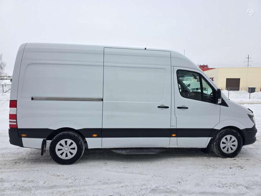 Balts Mercedes-Benz Sprinter 2017 Šauļi, ar dzinēja tilpumu 2.20 L un nobraukumu 300 tūkst. km par 9350 €, foto 6 vietnē AUTOMOTO.COM.LV