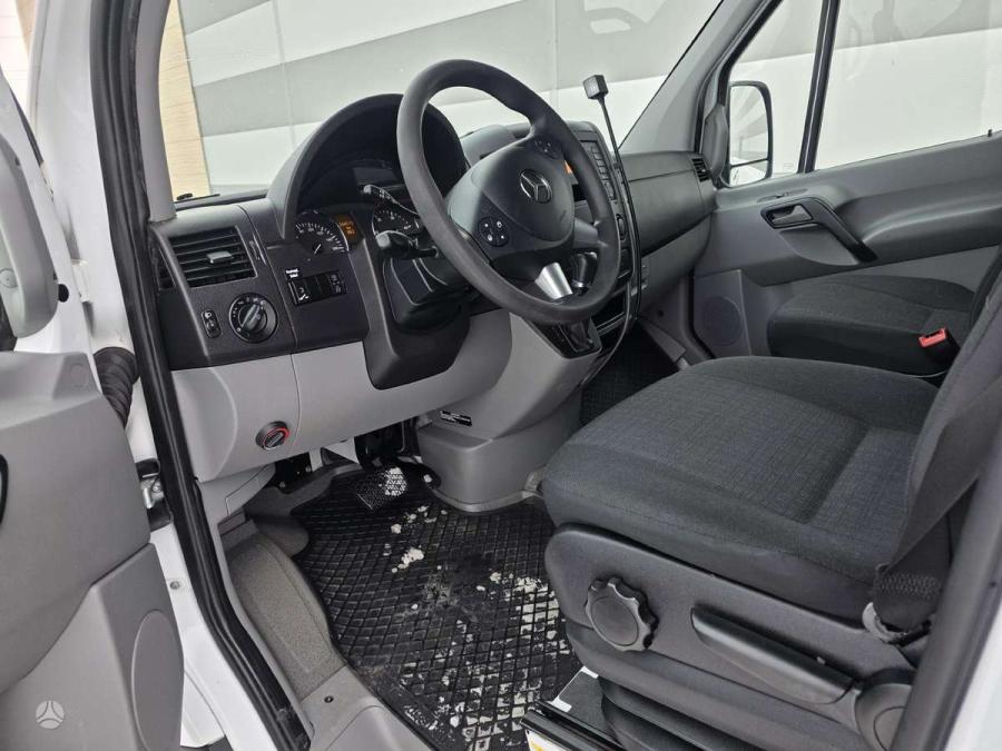 Balts Mercedes-Benz Sprinter 2017 Šauļi, ar dzinēja tilpumu 2.20 L un nobraukumu 300 tūkst. km par 9350 €, foto 14 vietnē AUTOMOTO.COM.LV
