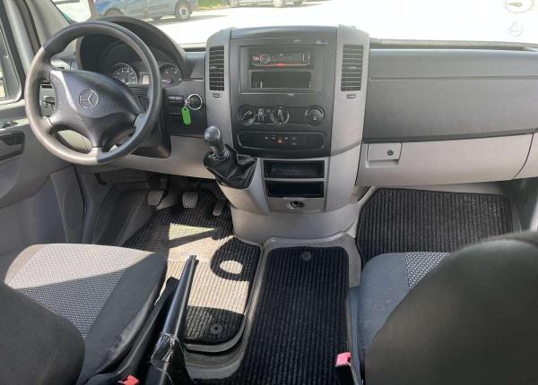 Balts Mercedes-Benz Sprinter 2017 Tauragė, ar dzinēja tilpumu 2.20 L un nobraukumu 318 tūkst. km par 7950 €, foto 8 vietnē AUTOMOTO.COM.LV