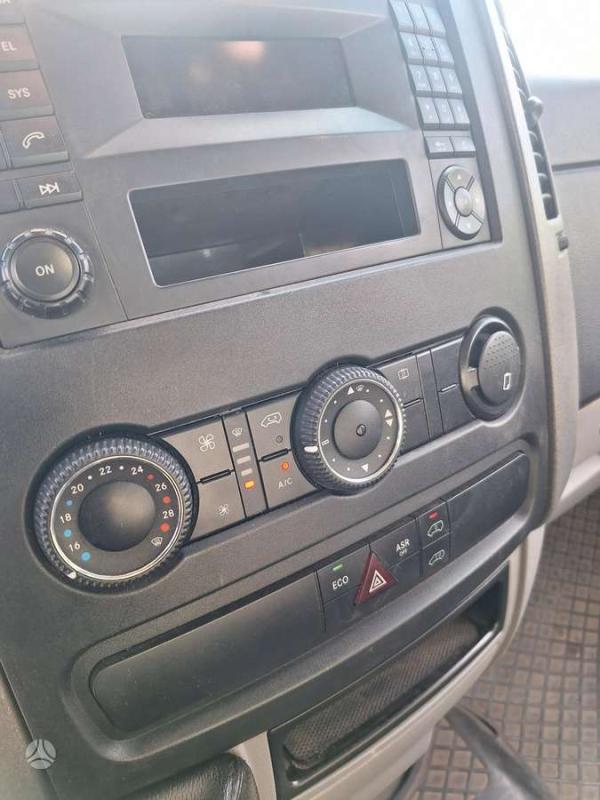 Balts Mercedes-Benz Sprinter 2017 Tauragė, ar dzinēja tilpumu 2.20 L un nobraukumu 241 tūkst. km par 7300 €, foto 8 vietnē AUTOMOTO.COM.LV