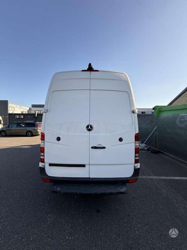 Balts Mercedes-Benz Sprinter 2017 Viļņa, ar dzinēja tilpumu 2.14 L un nobraukumu 295 tūkst. km par 10300 €, foto 8 vietnē AUTOMOTO.COM.LV