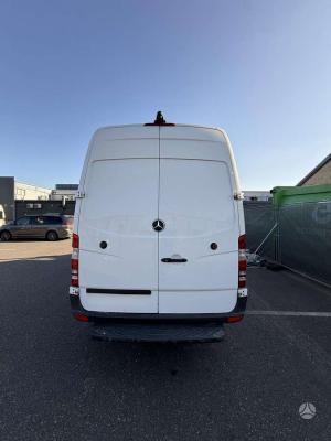 Белый Мерседес Спринтер 2017 в Вильнюс, объемом двигателя 2.14 л и пробегом 295 тыс. км за 10300 €, фото 9 на AUTOMOTO.COM.LV