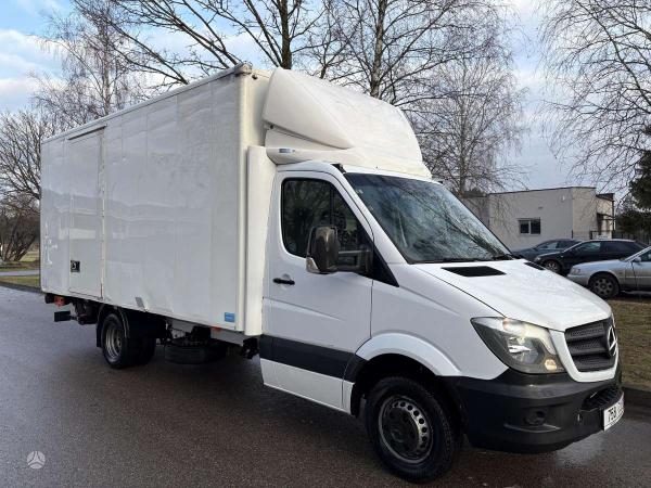 White Mercedes-Benz Sprinter 2018 in Vilnius, with an engine capacity of 2.20 L and mileage of 315 thousand km for 12900 €, photo 7 on AUTOMOTO.COM.LV