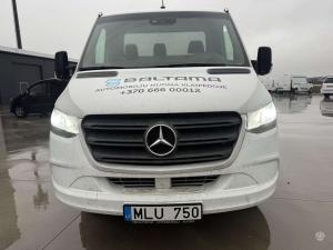 White Mercedes-Benz Sprinter 2018 in Klaipeda, with an engine capacity of 2.20 L and mileage of 244 thousand km for 36500 €, photo 2 on AUTOMOTO.COM.LV