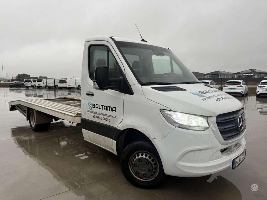 White Mercedes-Benz Sprinter 2018 in Klaipeda, with an engine capacity of 2.20 L and mileage of 244 thousand km for 36500 €, photo 3 on AUTOMOTO.COM.LV