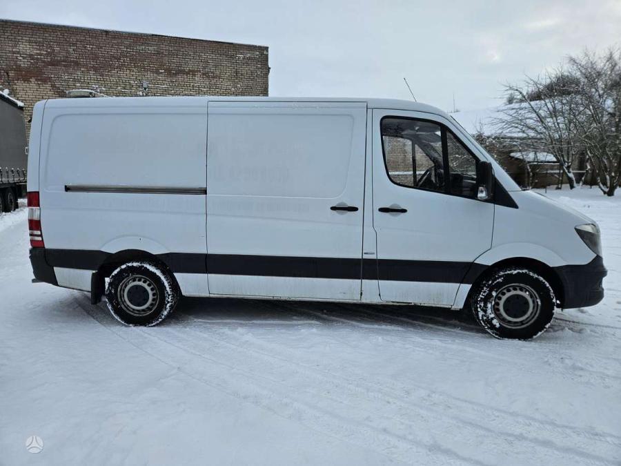 Balts Mercedes-Benz Sprinter 2018 Telšiai, ar dzinēja tilpumu 2.20 L un nobraukumu 200 tūkst. km par 7700 €, foto 4 vietnē AUTOMOTO.COM.LV