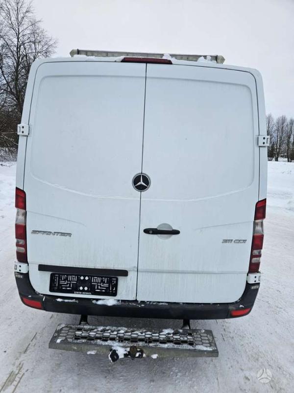 Balts Mercedes-Benz Sprinter 2018 Telšiai, ar dzinēja tilpumu 2.20 L un nobraukumu 203 tūkst. km par 7700 €, foto 7 vietnē AUTOMOTO.COM.LV