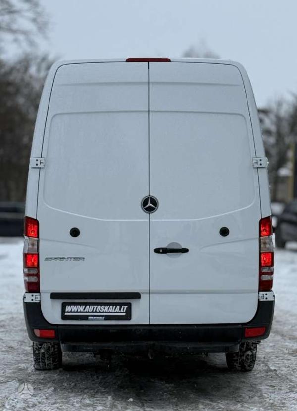 Balts Mercedes-Benz Sprinter 2018 Klaipėda, ar dzinēja tilpumu 2.14 L un nobraukumu 285 tūkst. km par 18700 €, foto 4 vietnē AUTOMOTO.COM.LV