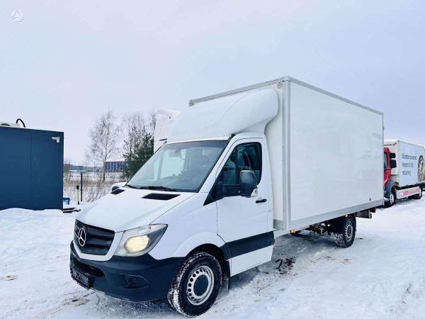 White Mercedes-Benz Sprinter 2018 in Vilnius, with an engine capacity of 2.14 L and mileage of 251 thousand km for 14900 €, photo 1 on AUTOMOTO.COM.LV
