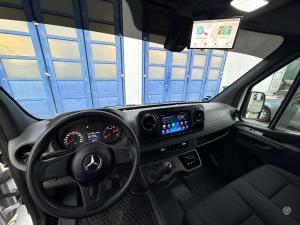 White Mercedes-Benz Sprinter 2018 in Vilnius, with an engine capacity of 2.14 L and mileage of 278 thousand km for 15609 €, photo 6 on AUTOMOTO.COM.LV