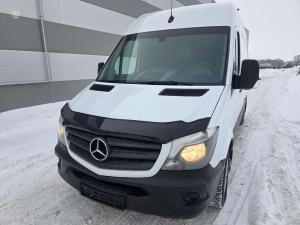 White Mercedes-Benz Sprinter 2018 in Siauliai, with an engine capacity of 2.20 L and mileage of 300 thousand km for 9350 €, photo 9 on AUTOMOTO.COM.LV