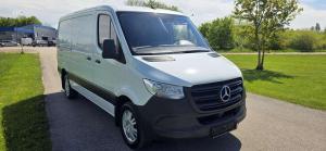 White Mercedes-Benz Sprinter 2018 in Siauliai, with an engine capacity of 2.15 L and mileage of 313 thousand km for 11300 €, photo 11 on AUTOMOTO.COM.LV