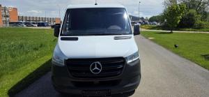 White Mercedes-Benz Sprinter 2018 in Siauliai, with an engine capacity of 2.15 L and mileage of 313 thousand km for 11300 €, photo 12 on AUTOMOTO.COM.LV