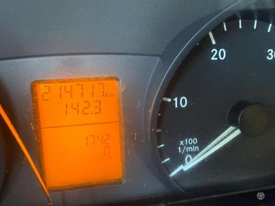 White Mercedes-Benz Sprinter 2018 in Kaunas, with an engine capacity of 2.20 L and mileage of 214 thousand km for 13200 €, photo 11 on AUTOMOTO.COM.LV