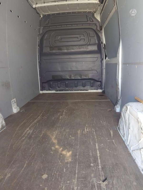Balts Mercedes-Benz Sprinter 2018 Tauragė, ar dzinēja tilpumu 2.20 L un nobraukumu 250 tūkst. km par 11979 €, foto 9 vietnē AUTOMOTO.COM.LV
