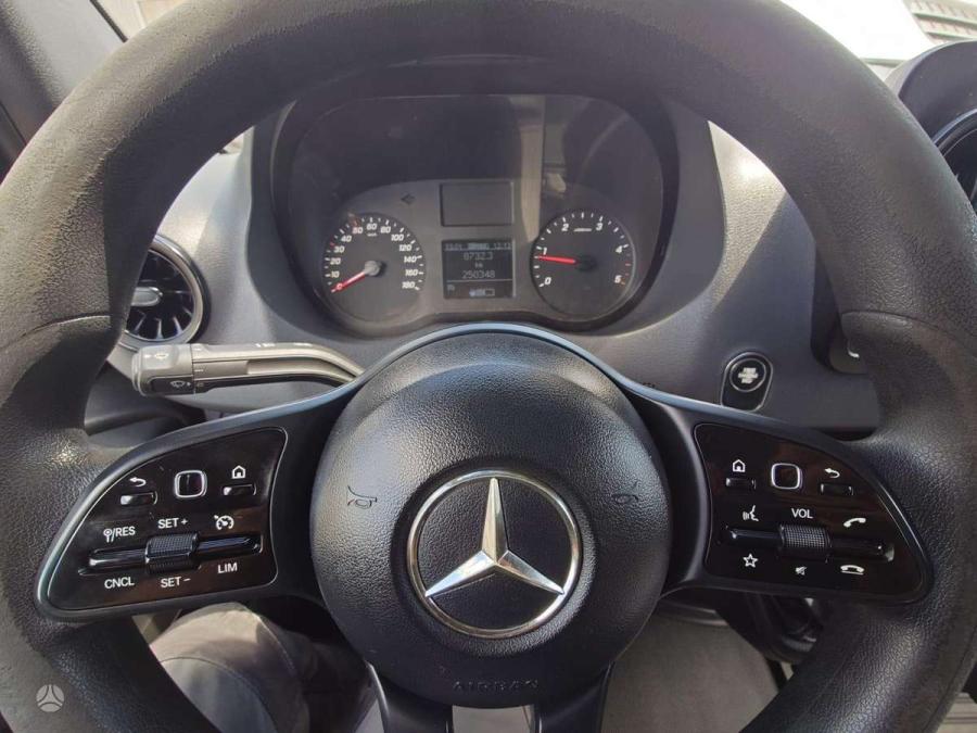 Balts Mercedes-Benz Sprinter 2018 Tauragė, ar dzinēja tilpumu 2.20 L un nobraukumu 250 tūkst. km par 11979 €, foto 13 vietnē AUTOMOTO.COM.LV