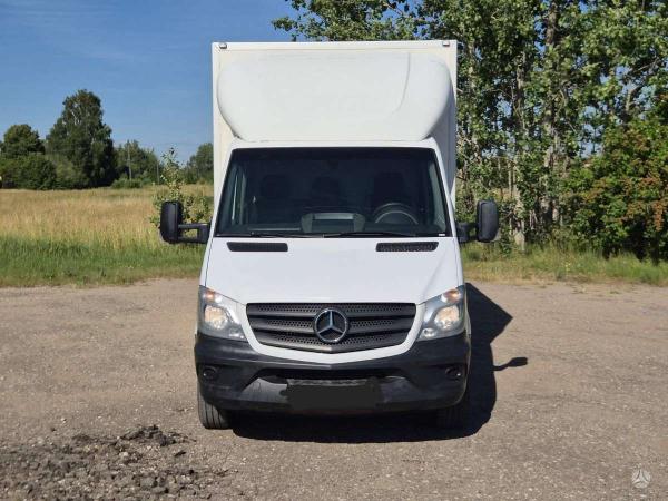 White Mercedes-Benz Sprinter 2018 in Taurage, with an engine capacity of 2.14 L and mileage of 330 thousand km for 8500 €, photo 3 on AUTOMOTO.COM.LV