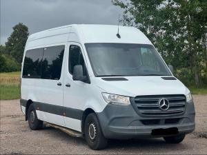 White Mercedes-Benz Sprinter 2018 in Taurage, with an engine capacity of 2.14 L and mileage of 392 thousand km for 16000 €, photo 5 on AUTOMOTO.COM.LV