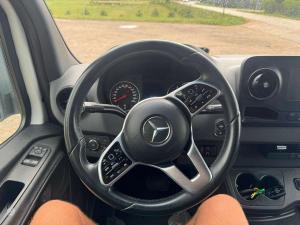 White Mercedes-Benz Sprinter 2018 in Taurage, with an engine capacity of 2.14 L and mileage of 392 thousand km for 16000 €, photo 15 on AUTOMOTO.COM.LV