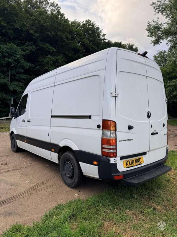 Balts Mercedes-Benz Sprinter 2018 Kauņa, ar dzinēja tilpumu 2.14 L un nobraukumu 400 tūkst. km par 5300 €, foto 7 vietnē AUTOMOTO.COM.LV