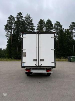 Balts Mercedes-Benz Sprinter 2018 Viļņa, ar dzinēja tilpumu 3.00 L un nobraukumu 296 tūkst. km par 18200 €, foto 4 vietnē AUTOMOTO.COM.LV